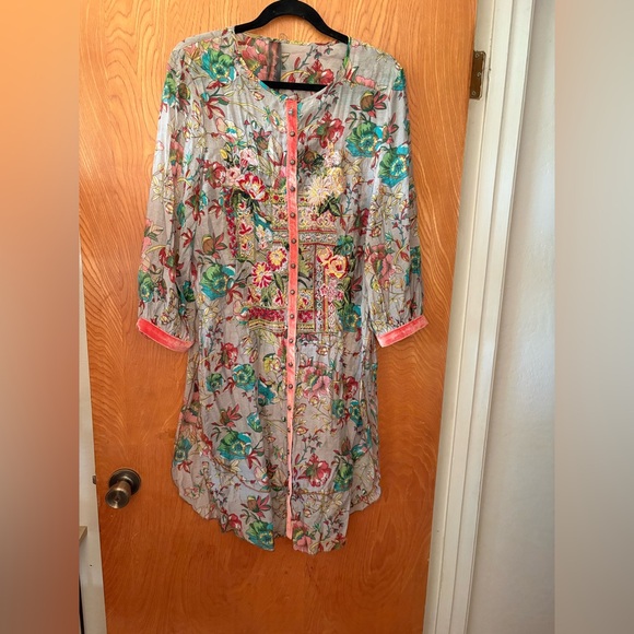 Anthropologie | Tops | Anthropologie Aratta Silent Journey Floral Tunic ...